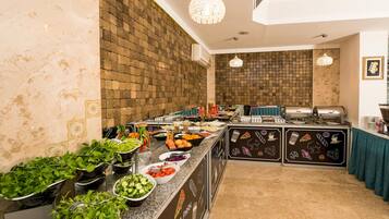 Buffet de pequeno-almoço