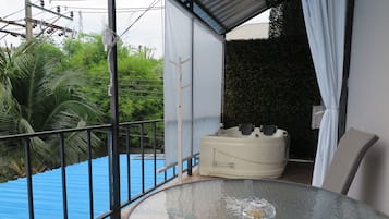 Super Luxury Jacuzzi Room | Sacada