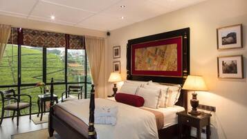 Quarto luxo, 1 cama King, vista para a montanha, ao lado da montanha | 1 quarto, roupas de cama de algodão egípcio, roupas de cama premium