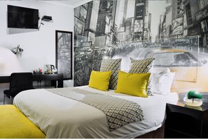 Quarto casal standard, varanda | Cofres nos quartos, escrivaninha, espaço de trabalho para notebook