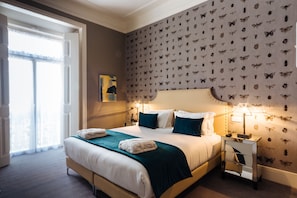 Quarto casal ou duplo superior | Frigobar, cofres nos quartos, individualmente decorados