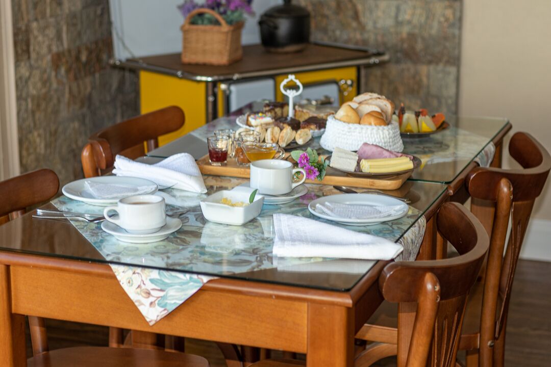 Pequeno-almoço tipo buffet diário incluído 