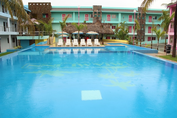 Piscina externa