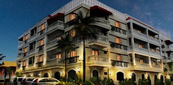 Fachada do alojamento (tarde/noite)