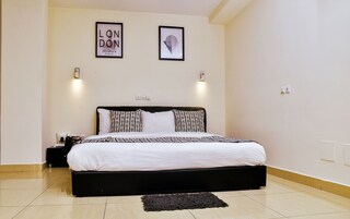 Suite Júnior | Minibar, cofre no quarto, secretária, quartos insonorizados 