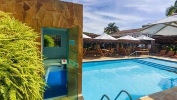 Piscina exterior