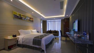 Quarto casal design | Roupas de cama premium, escrivaninha, cortinas blackout