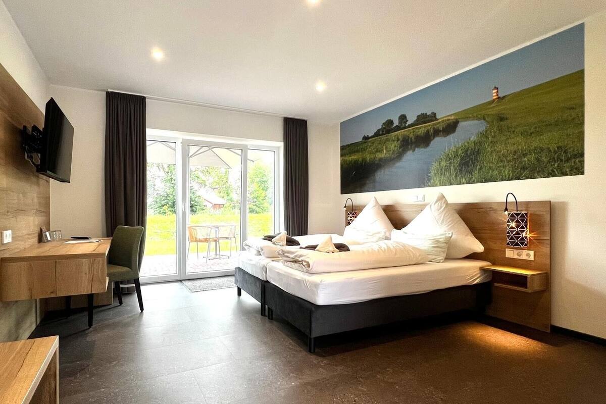 Quarto Duplo Deluxe | Roupa hipoalergénica, secretária, Wi-fi grátis