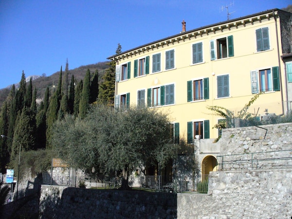 Hotel Tiziana Garnì - Gargnano