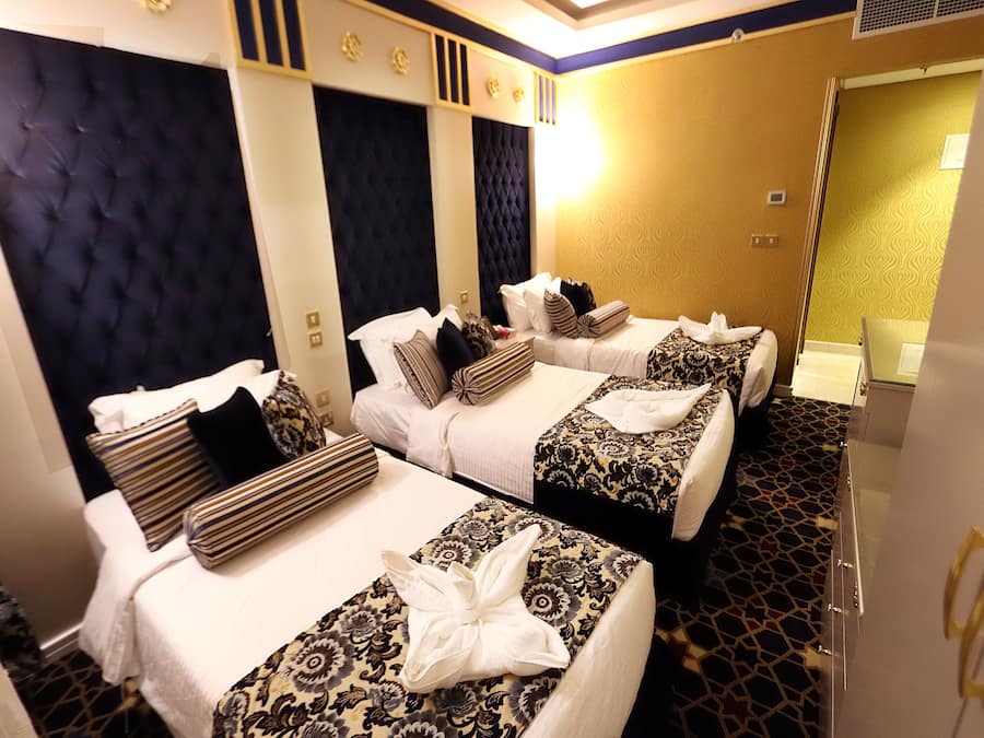 Quarto triplo standard | Frigobar, cofres nos quartos, quartos à prova de som