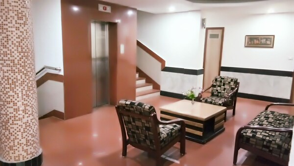 Hotel Arch Manor Deluxe - Madhya Pradesh