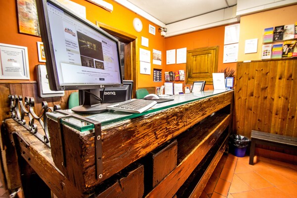 Hostel Santa Monaca - Florence