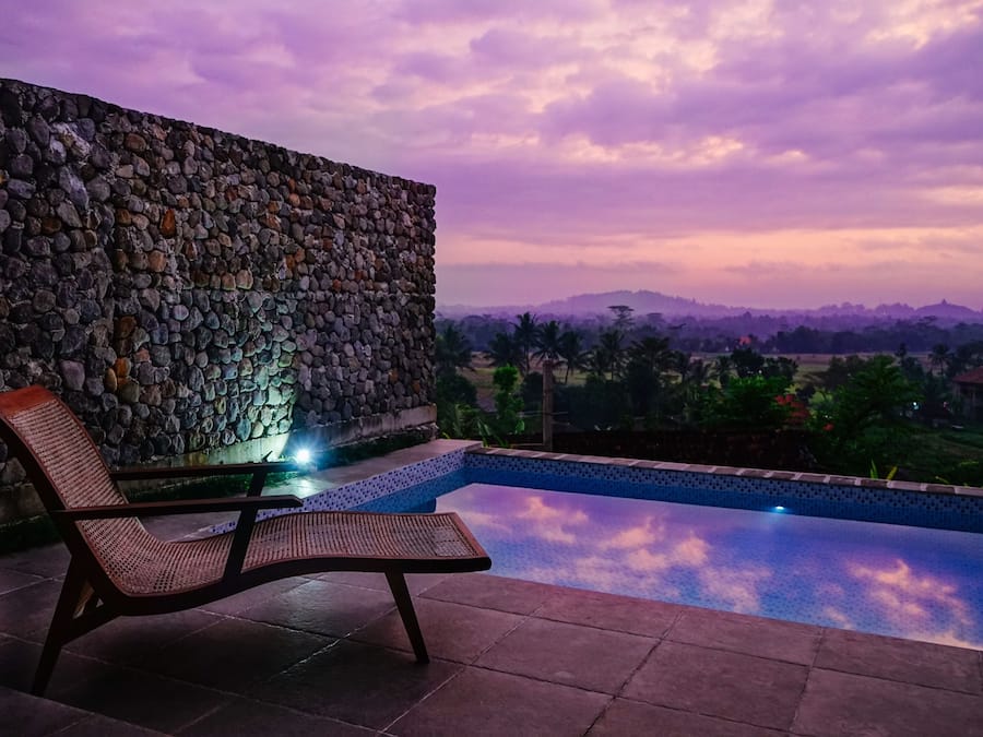 Quarto Deluxe, 1 cama king-size, piscina privativa, vista para a montanha | Piscina exterior | Piscina exterior, espreguiçadeiras