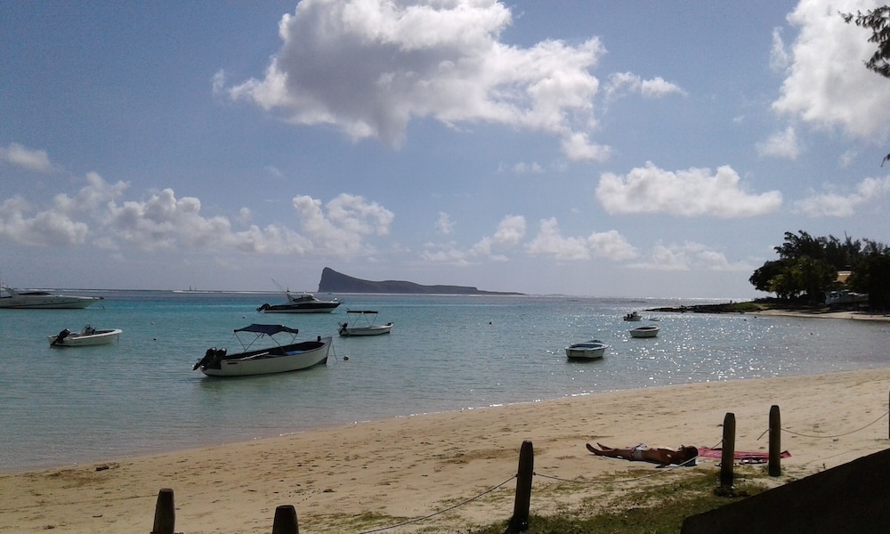 Villa à Pereybere  , Piscine & Jardin Privé , Endroit Calme Et Reposant . - Maurice