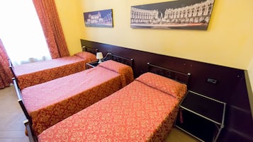 Cofres nos quartos, escrivaninha, Wi-Fi de cortesia