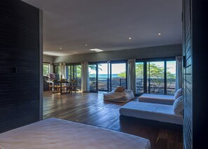 Estúdio Familiar | Minibar, cofre no quarto, ferro/tábua de engomar, Wi-fi grátis 