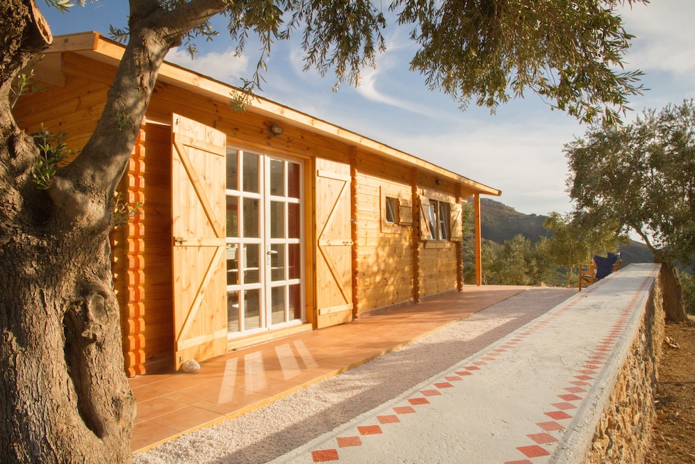 Charming Wooden Eco-house In Unspoiled Nature Surrounding Sougia - Greece