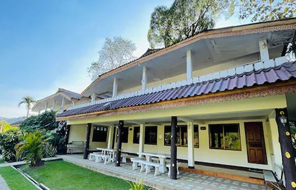 Baan Rim Kwai Paerimnam Resort - Kanchanaburi