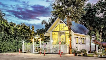 Fachada da propriedade