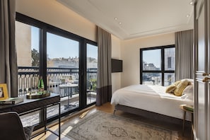 Quarto clássico, sacada | Vista do quarto