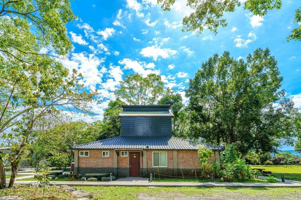 芳草古树花园民宿 - 萬榮鄉