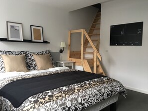 Quarto Familiar | Secretária, cortinas/cortinados opacos, Wi-fi grátis 