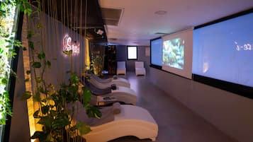 Sala(s) para tratamentos a casais, sauna, banho turco