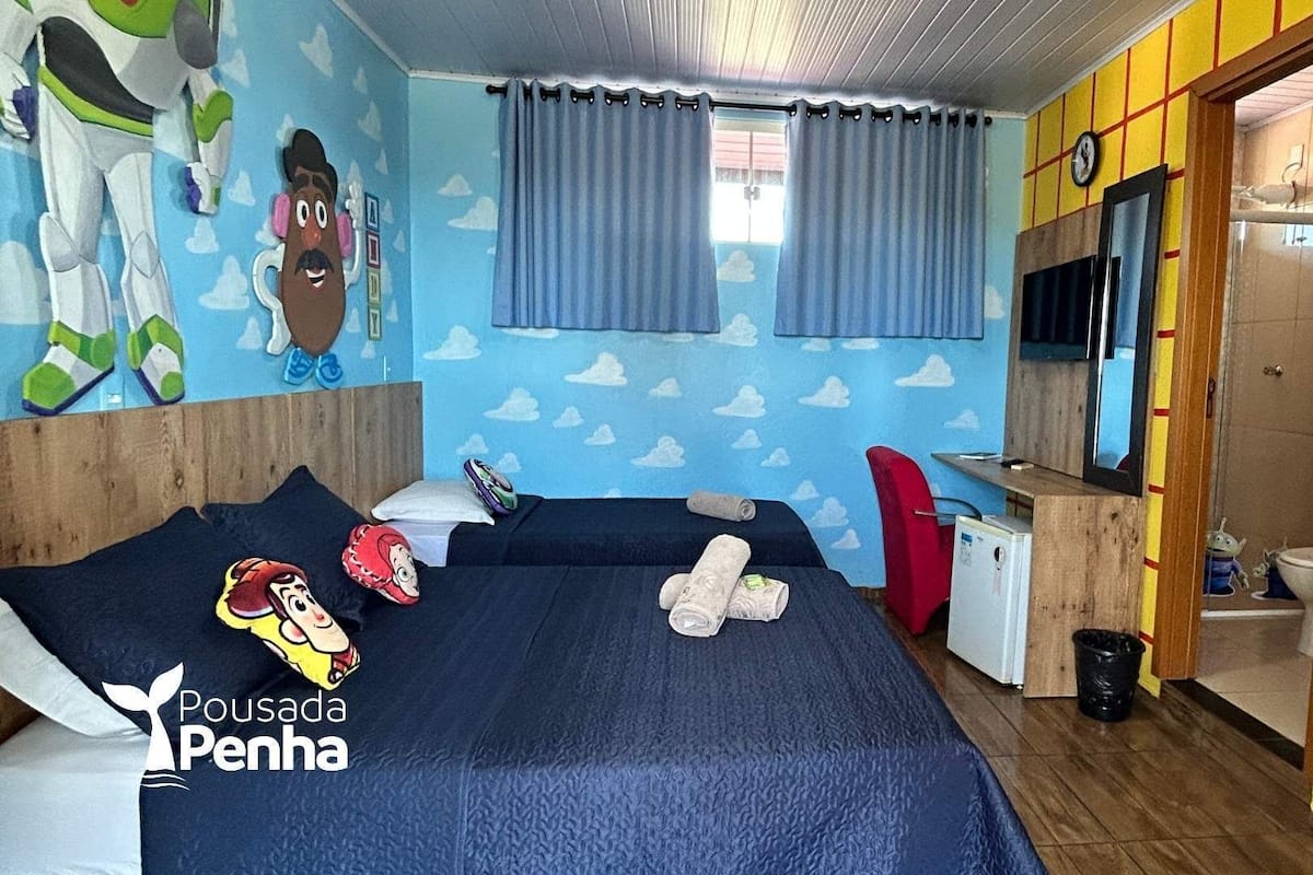 Quarto Familiar | Com decoração personalizada, cortinas/cortinados opacos, Wi-fi grátis