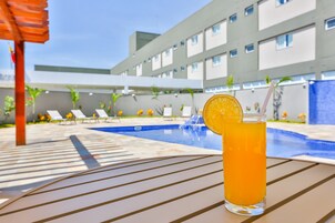 Piscina externa