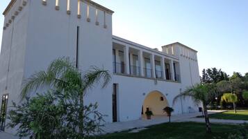 Fachada da propriedade