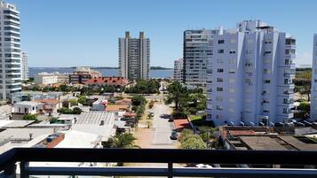 Apartamento Club | Vista para a praia ou o mar