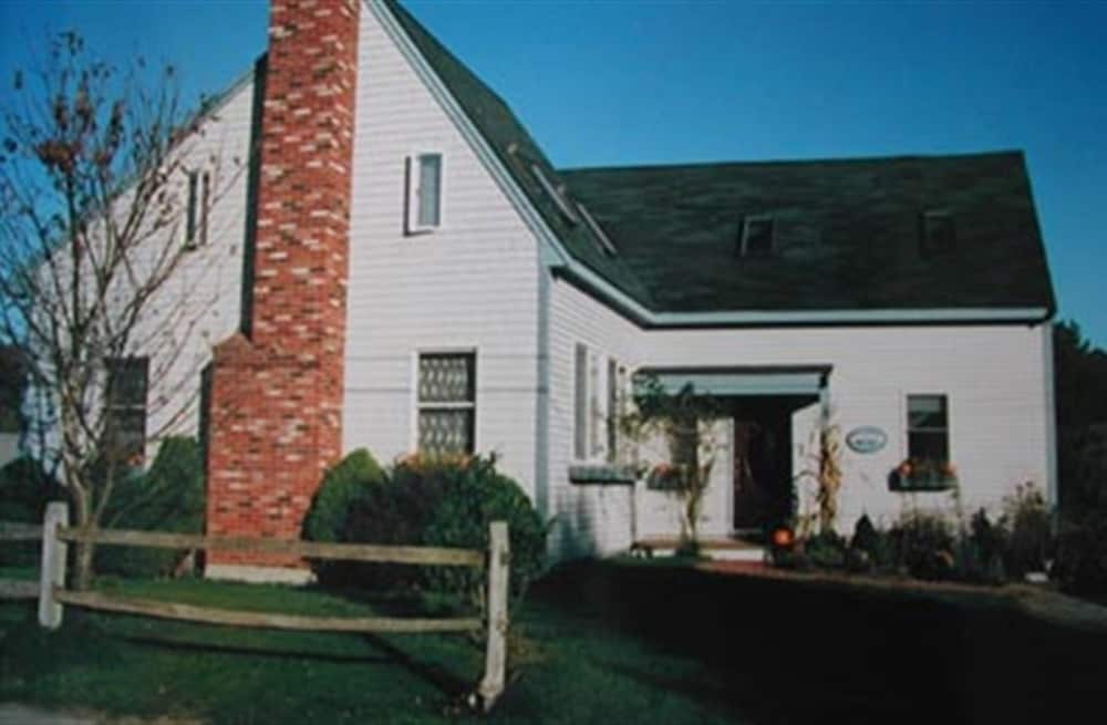Gardenview Bed And Breakfast - Jamestown, RI