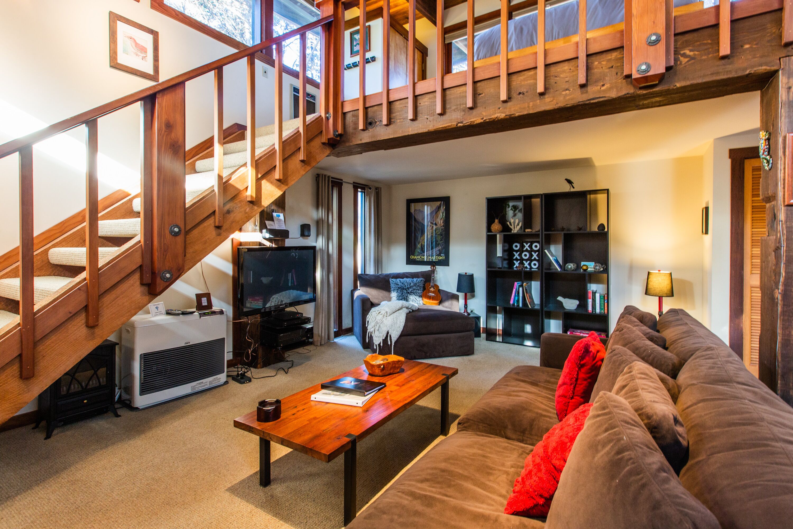 Chapman Point Cottage- Lavish Simplicity Across The Bay From Mendocino - Mendocino, CA