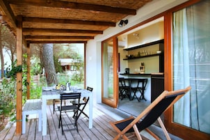 Bangalô luxo (6 Adults) | Terraço/pátio