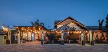 Fachada da propriedade