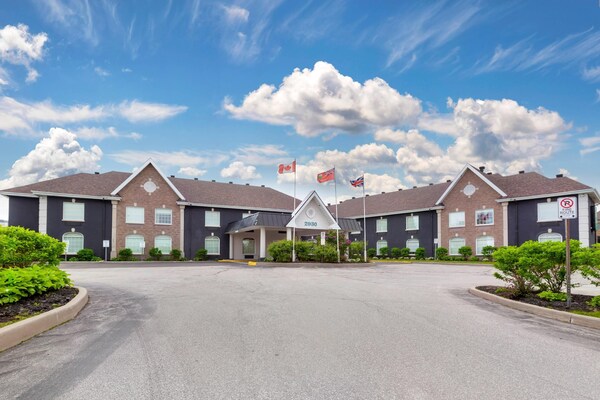 Quality Inn And Suites Oakville-mississauga - Oakville