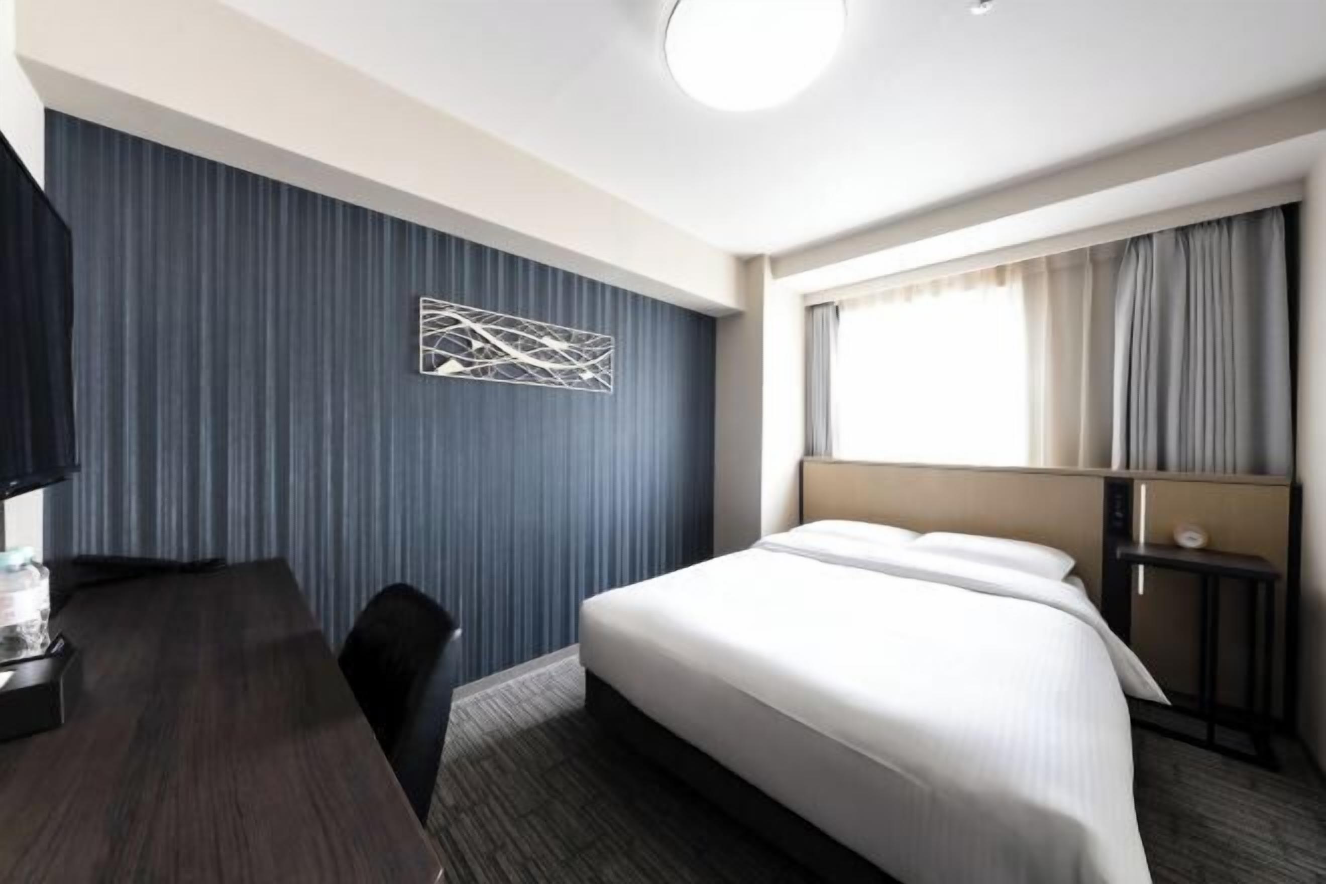 Secretária, Wi-fi grátis, roupa de cama fornecida 