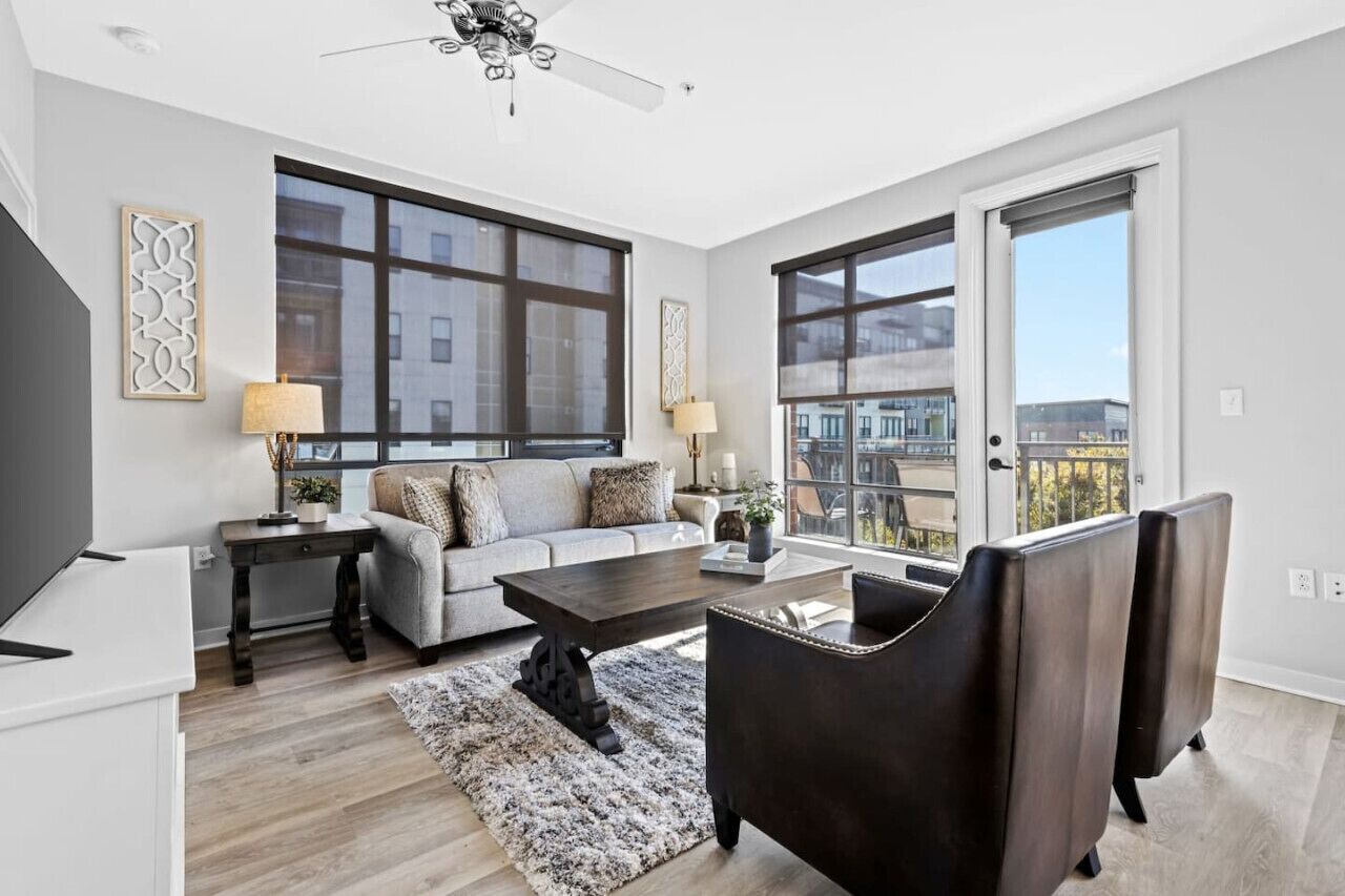 Luxury Downtown 2 Bed 2 Bath Corner Unit- #304 - 내슈빌
