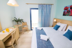 Sunshine Hotel in Greek Islands: Find Hotel Reviews, Rooms, and Prices ...