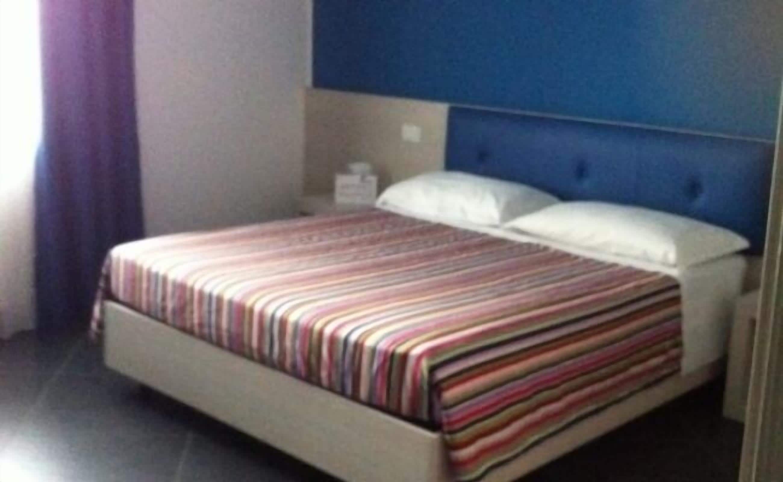 Quarto Duplo ou Twin | Secretária, Wi-fi grátis, acesso para cadeira de rodas 