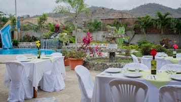 Almoço e jantar