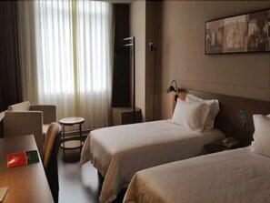 Quarto Twin Empresarial (A) | Wi-fi grátis, roupa de cama fornecida 