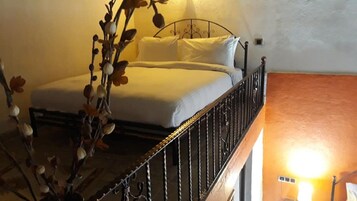 Quarto Lua de Mel | Roupa de alta qualidade, com decoração personalizada 