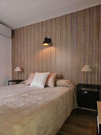 Quarto Familiar | Com decoração personalizada, Wi-fi grÔtis, roupa de cama fornecida