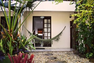 Suite Standard | Sala de estar | Televisor LCD 