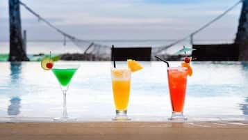 Pequenos-almoços, almoços, jantares servidos, cozinha tailandesa