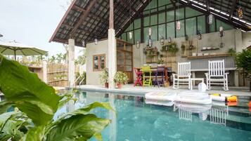 Piscina exterior