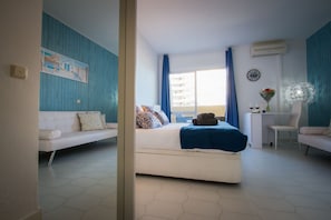 Estúdio Económico | 1 quarto, com decoração personalizada, com mobília individualizada 