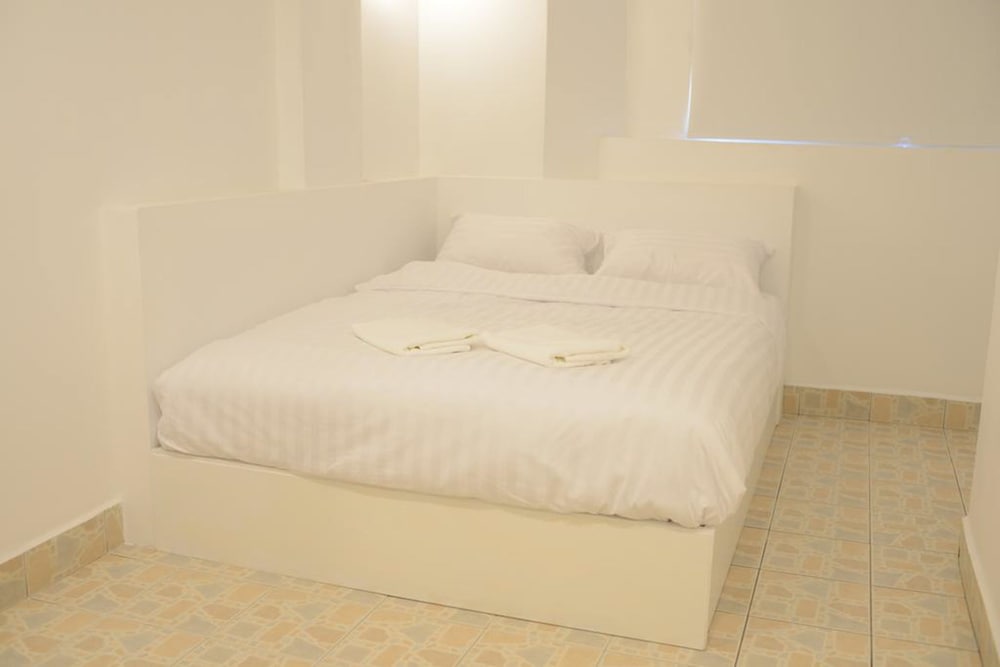 Jellyfish Hostel - Pattaya