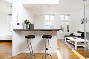 Apartamento básico, 2 quartos, vista para a cidade | 2 quartos, ferros/tábuas de passar roupa